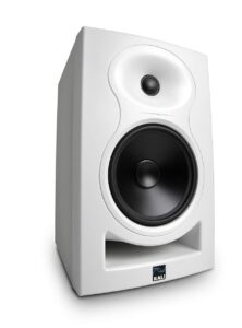 lp-6 6.5" powered studio monitor - white