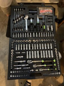 pittsburgh 225 pc mechanic's tool kit