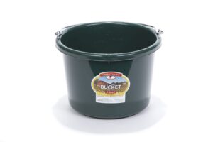 little giant® plastic animal feed bucket | round plastic feed bucket with metal handle | made in usa | 8 quarts | green