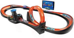 hot wheels id smart track starter kit with 3 exclusive cars, track pieces and hot wheels race portal for physical & digital play, gift for kids ages 8 years old & up, multi (grh89)