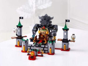 lego super mario bowser’s castle boss battle expansion set 71369 building kit; collectible toy for kids to customize their super mario starter course (71360) playset (1,010 pieces)