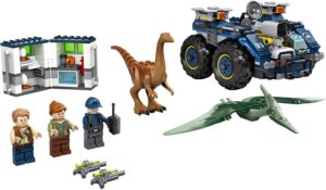 lego jurassic world gallimimus and pteranodon breakout 75940, dinosaur building kit for kids, featuring owen grady, claire dearing and acu trooper minifigures for creative play (391 pieces)