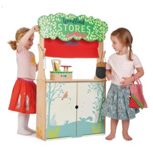 tender leaf toys woodland store and puppet theater – 2 sided reversible grocery stand and hand puppeteer stage - social, creative, and imaginative development – expressive role play – ages 3 years +