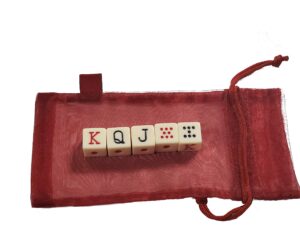 spanish poker dice set with red mesh bag