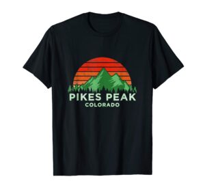 retro vintage pikes peak design / pikes peak gift t-shirt