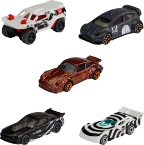 hot wheels fast pack bundle with 15 cars, 3 5-packs of 1:64 scale racing vehicles themed speed blur, nightburnerz & hw flames, gift for collectors & kids 3 & up [amazon exclusive]