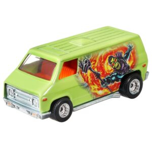 hot wheels pop culture 70's van 1:64 scale vehicle for kids aged 3 years old & up & collectors of classic toy cars, featuring new castings & themes