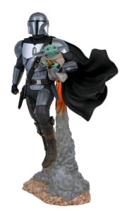 diamond select toys star wars milestones: the mandalorian & child statue, 16 inches