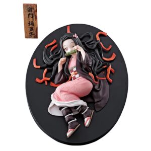 ichibansho figure - demon slayer: kimetsu no yaiba - nezuko kamado (hold the sword at dawn), bandai spirits collectible statue