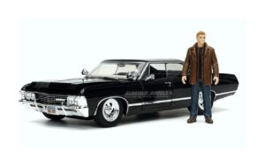 supernatural 1:24 1967 chevy impala die-cast car w/dean winchester die-cast figure, toys for kids and adults