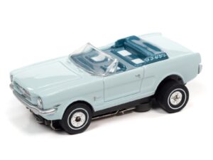 auto world thunderjet r34 1965 ford mustang convertible (blue) ho scale slot car