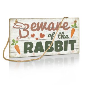 putuo decor rabbit sign, outdoor funny bunny decor, decorative garden sign for porch, patio, 10x5 inches hanging plaque - beware of the rabbit