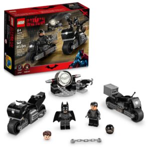 lego dc batman: batman & selina kyle motorcycle pursuit 76179 building kit; cool super-hero toy for kids aged 6+ (149 pieces)