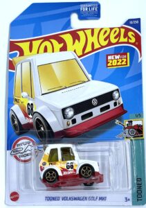 hot wheels 2022 -tooned volkswagen golf mk1-10/250 [white] - tooned 1/5