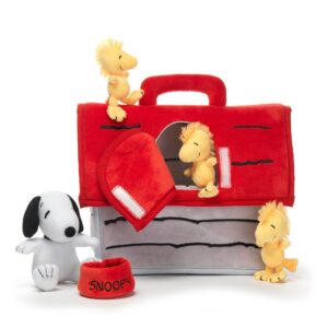 lambs & ivy classic snoopy interactive plush doghouse with 5 stuffed animal toys