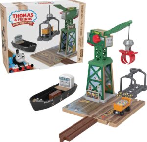 thomas & friends wooden railway toy train set brendam docks wood playset with cranky the crane for preschool kids ages 3+ years (amazon exclusive)