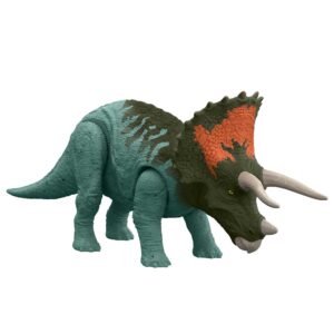 mattel jurassic world dominion roar strikers dinosaur action figure with roaring sound & attack action, triceratops dino toy includes digital play