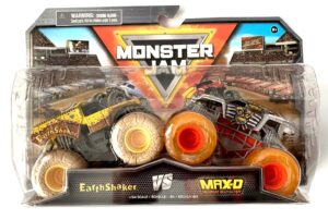 monsterjam earth shaker vs max-d, 2022 double pack (1:64 scale)