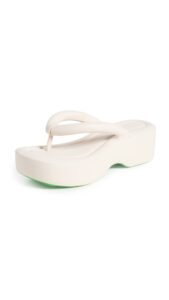 melissa women's free platform flip flops, green/beige, 8 medium us