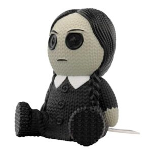 handmade by robots - the addams family - wednesday #082