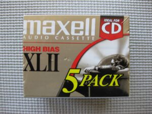 maxell 139858 60-minute high bias standard cassette audio tape - 5 pack