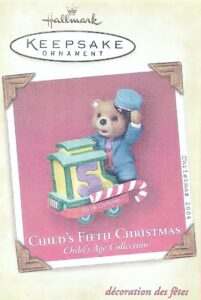 hallmark keepsake ornament - child's fifth christmas 2004 (qxg5774)