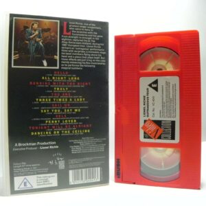 lionel richie the outrageous tour - live (vhs pal) [unbound]