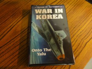 war in korea onto the yalu : history of air combat (vhs)