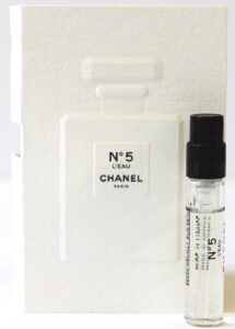 chanel - vial (sample) .06 oz