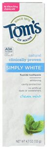 tom's of maine simply white natural toothpaste, whitening toothpaste, natural toothpaste, clean mint, 4.7 ounce