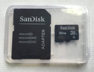 sandisk 32gb microsdhc high speed class 4 card with microsd to sd adapter