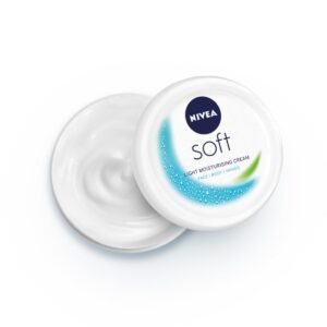 nivea soft light moisturising cream | 300ml (10.14 fl oz)