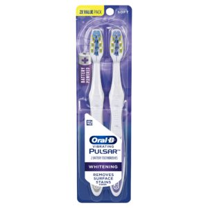 oral-b pulsar 3d white advanced vivid soft toothbrush twin pack (color may vary)