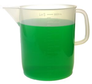 eisco measuring jug, 5000ml (5 liter) - short form - polypropylene plastic - molded graduations - chemical resistant, autoclavable - handle for convenient lifting - pitcher, large measuring cup