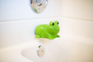 ultra soft faucet guard | baby bath spout cover | foam tub faucet cover | frog