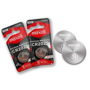 2 maxell cr2025 3 volt lithium batteries (2 batteries) hologram package exp: 2020