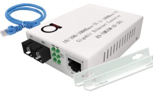 single mode gigabit fiber media converter - built-in fiber module 20 km (12.42 miles) sc – to utp cat5e cat6 10/100/1000 rj-45 – auto sensing gigabit or fast ethernet speed - jumbo frame - llf support