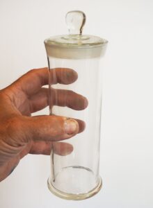 glass specimen jar, 180 x 60mm with lid