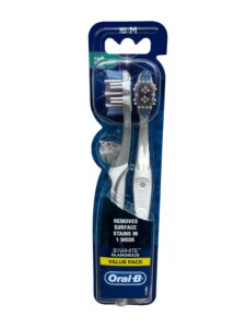 oral-b 3d white glamorous manual toothbrush with medium bristles, 2 count