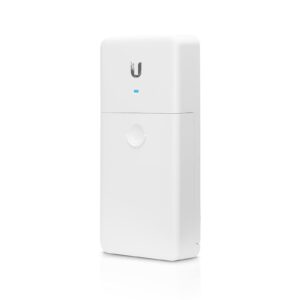 ubiquiti nanoswitch outdoor 4-port poe passthrough switch (n-sw)