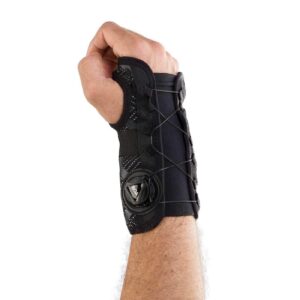 donjoy® performance bionic™ reel-adjust wrist brace (right, medium/large)