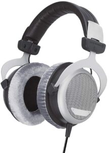 beyerdynamic dt 880 premium 600 ohm headphones (renewed)