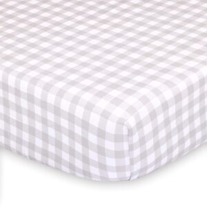 the peanutshell farmhouse check fitted crib sheet for baby boys or baby girls, grey/white