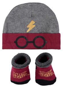 harry potter baby boys cap and bootie set - baby gift set with hat and socks for 0-12 months (0-12months)