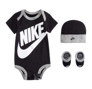 nike baby bodysuit, hat and booties 3 piece set (black(ln0073-023)/white, 0-6 months)