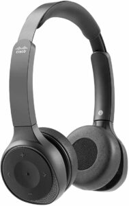 cisco headset 730, wireless dual on-ear bluetooth headset with case, usb-a hd bluetooth adapter, usb-a and 3.5mm cables, carbon black, 1-year limited liability warranty (hs-wl-730-buna-c)