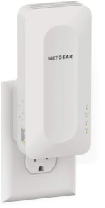 netgear eax15-100nar ax1800 dual-band wifi 6 mesh extender wall plug - certified refurbished