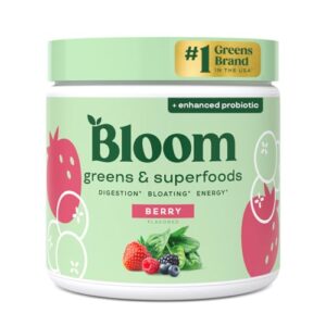 bloom nutrition superfood greens powder, digestive enzymes with probiotics and prebiotics, gut health, bloating relief for women, chlorella, green juice mix with beet root powder, 30 svg, berry