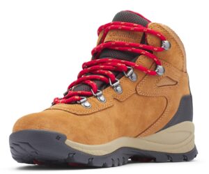 columbia women's newton ridge plus waterproof amped, elk/mountain red, 8