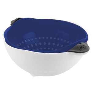 tovolo n' strain 1.5 quart colander easy-pour spout, 2-in-1 strainer & soaking, fruit bowl & vegetable wash, bpa-free & dishwasher-safe, deep indigo